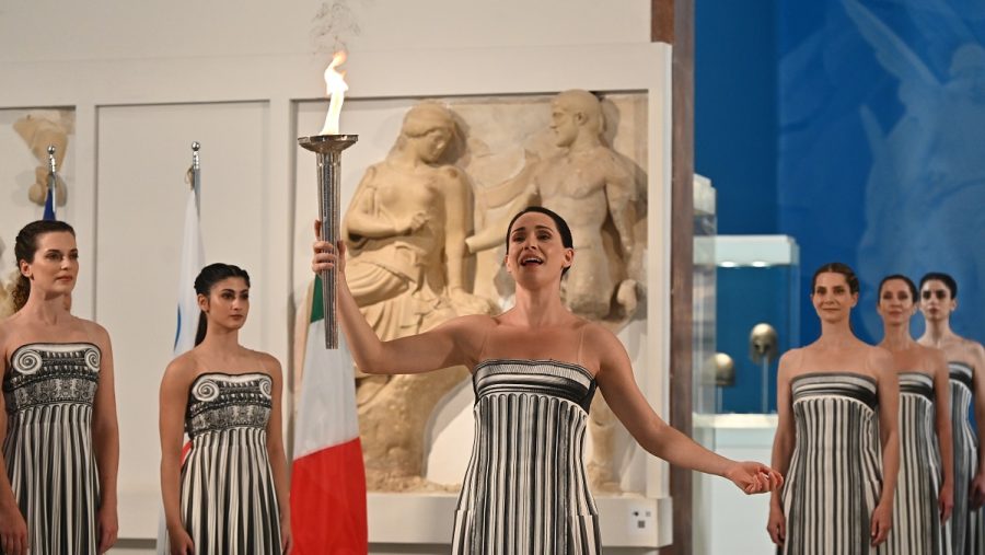 ΜΙΛΑΝΟ ΚΟΡΤΙΝΑ 2026: Ξεκίνησε το ταξίδι της Ολυμπιακής φλόγας - SPORTSFEED