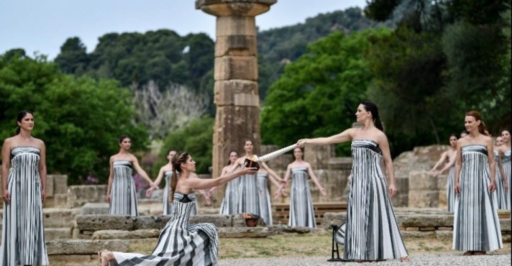 ΜΙΛΑΝΟ ΚΟΡΤΙΝΑ 2026: Η Αρχαία Ολυμπία παραδίδει τη φλόγα - SPORTSFEED